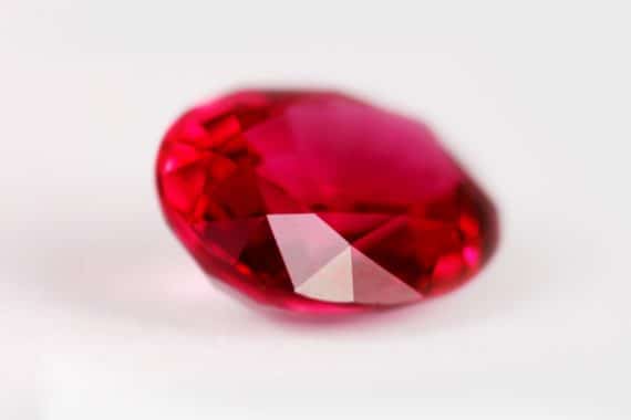 Come Riconoscere un Rubino Autentico?